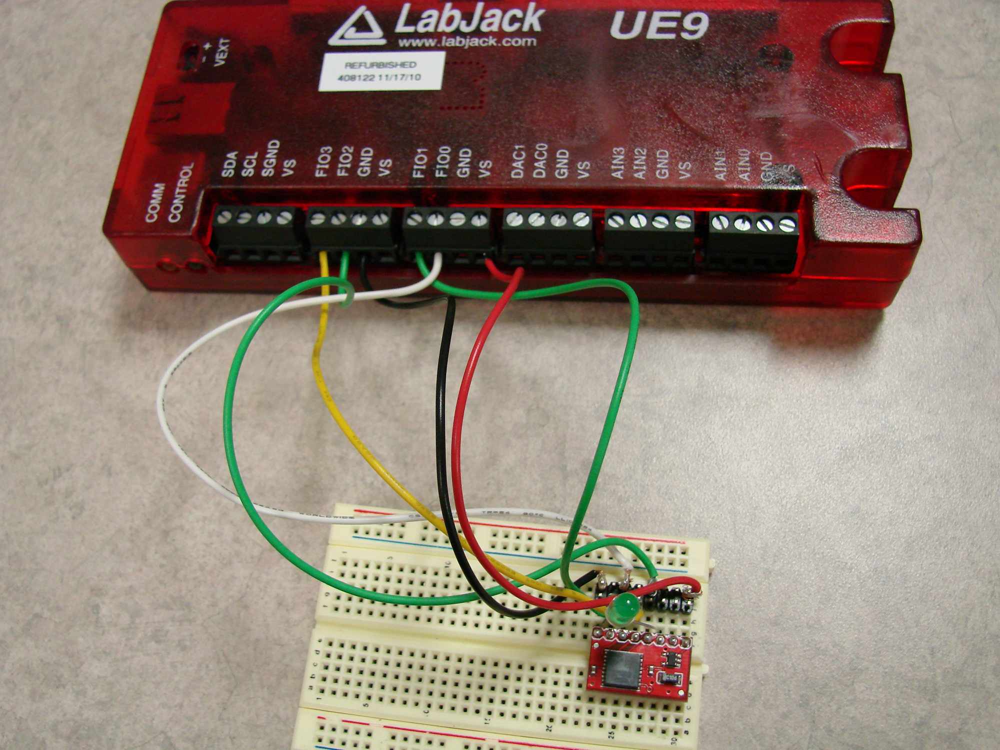 SCA3000 3-Axis Accelerometer-SPI (App Note)
